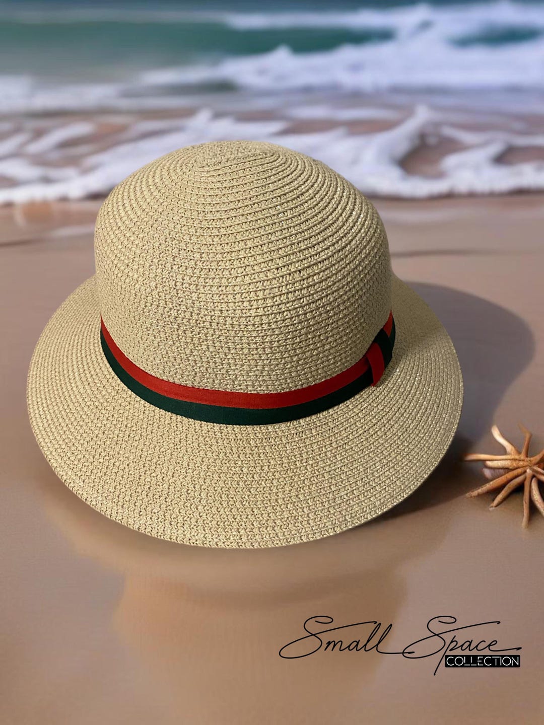 Audrey Hepburn Bell Hat in Beige With Red & Green Ribbon Adjustable ...