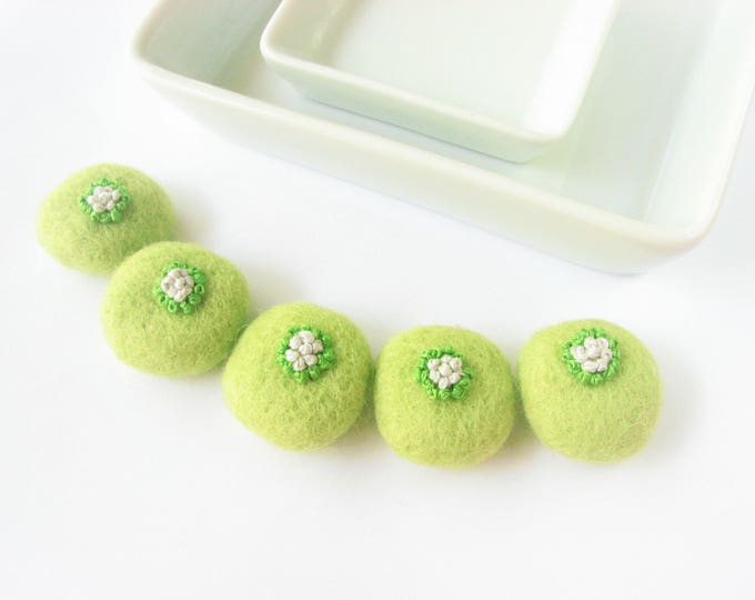Felted Wool Beads // Flat Beads // Felt Stones // Green - Etsy