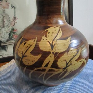Earth Tones 1972 Signed B.welsh Pacific Stoneware Pottery Vase - Etsy