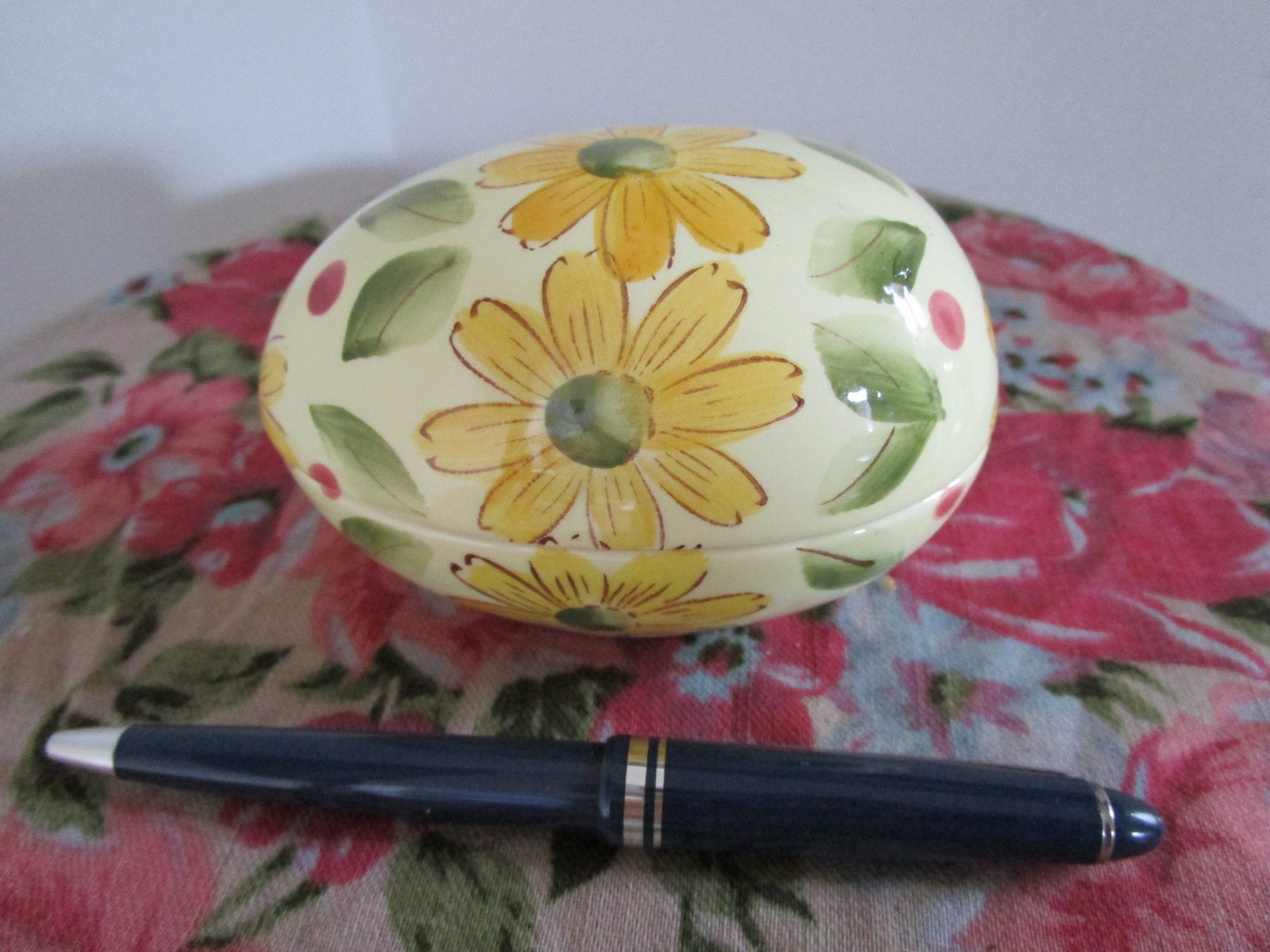 Art & Collectibles Collectibles 1980 Yellow Daisey Green Centers ...