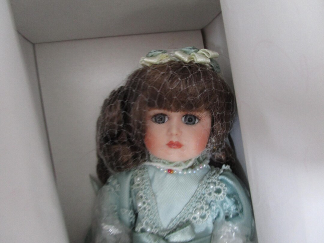 Marie Osmond 1997 Tiny Tot Porcelain Doll 'morgan' With Bracelet ...
