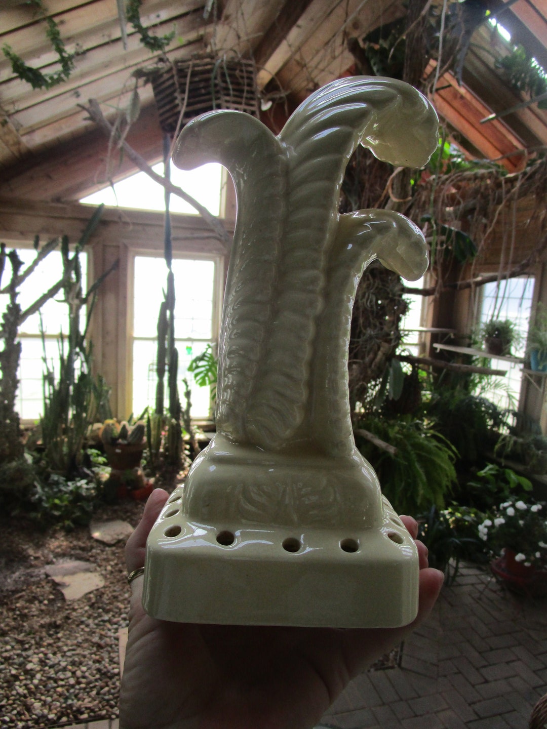 Red Wing Flower Frog Tall Cream Color -three 3 Feathers- Floral ...