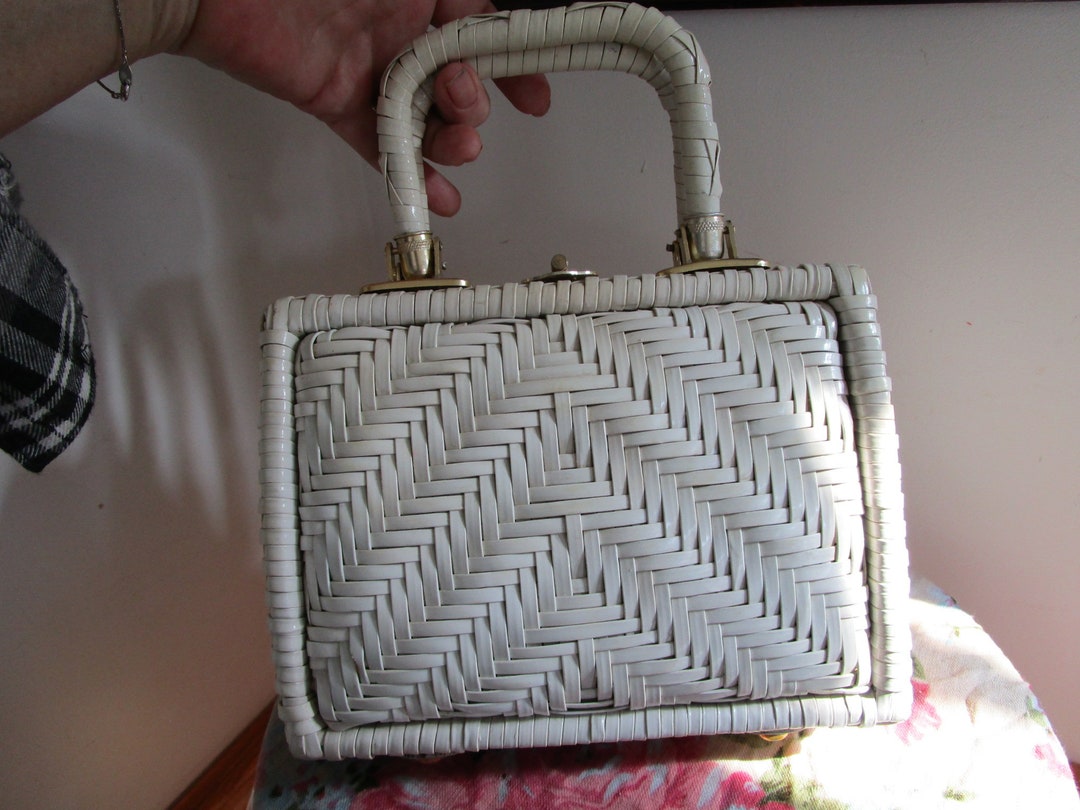 1950's Simon White Wicker Pasiley Lined Purse Handbag Styled by Ernest ...