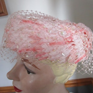 Vintage Winkleman’s Women's Pink Material Flower Petals & Pearls Hat ...