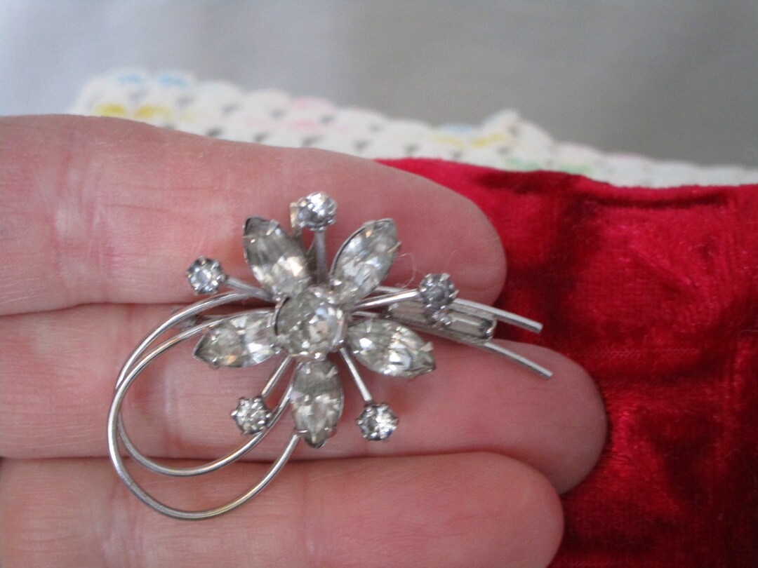 60's Rhinestone 12K White Gold Filled Flower Brooch - Etsy