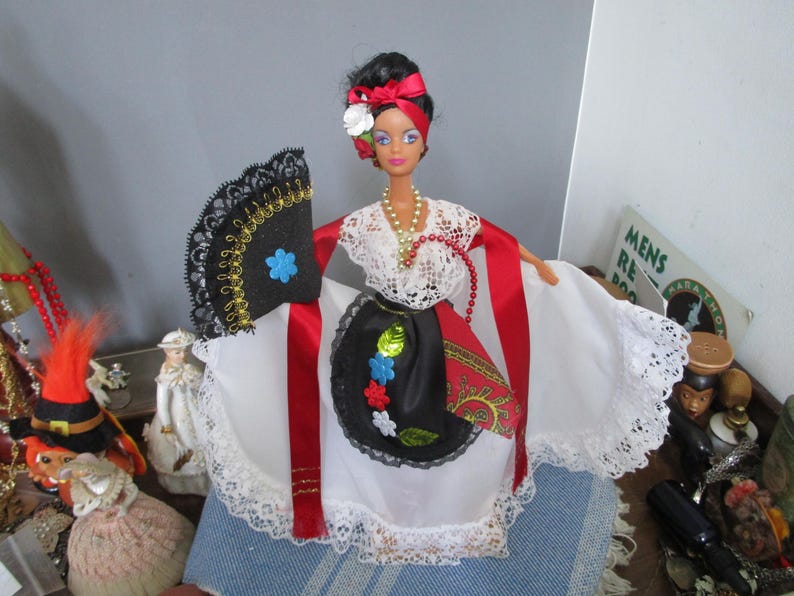 Vintage Spanish Flamenco Dancer White Dress Latin Dancer Display Doll ...