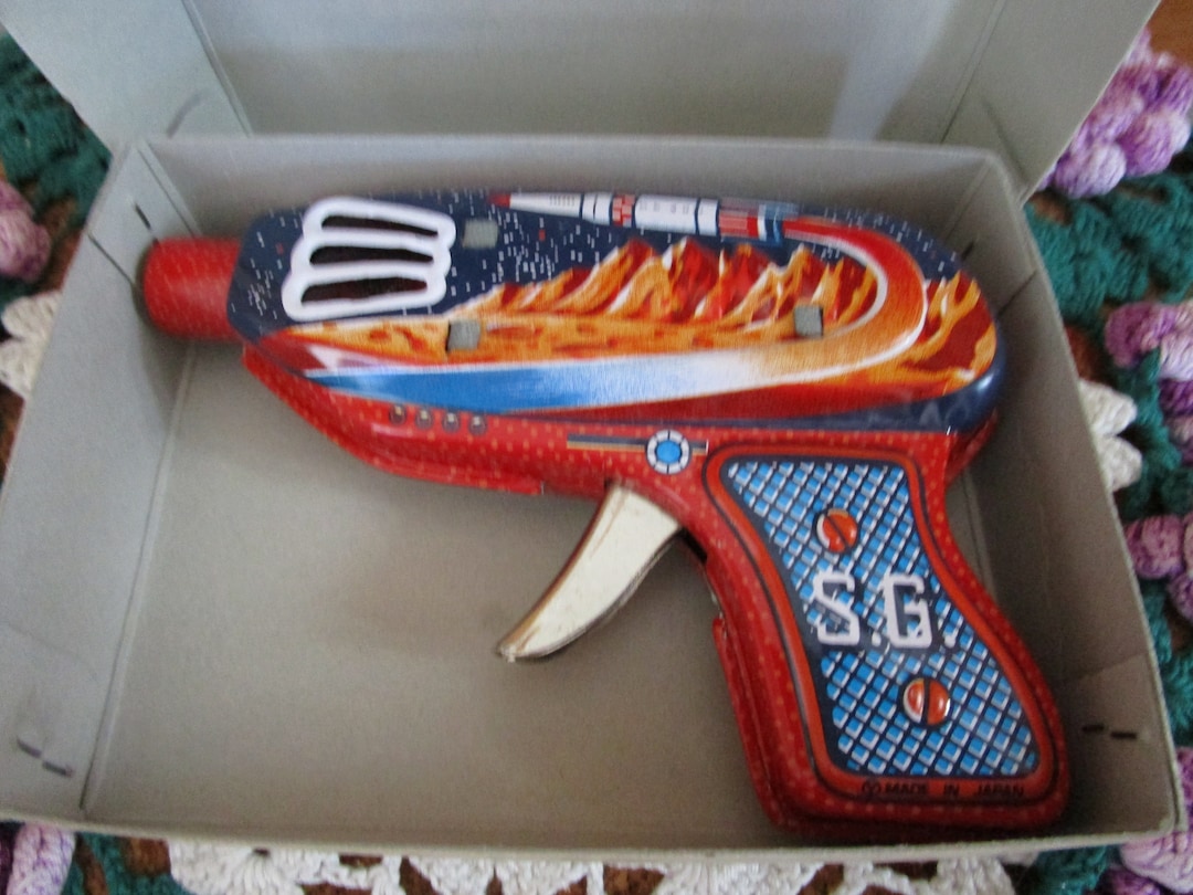 80's Yonezawa Japan Lithographed Friction Space Ray Gun. New Old Stock ...
