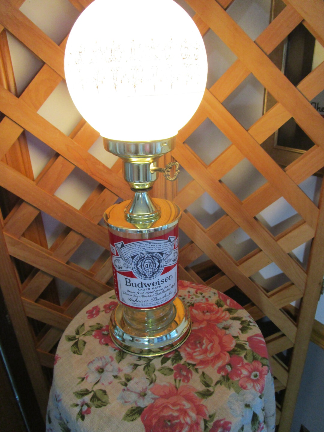 Vintage Breweriana Budweiser King of Beers Metal and Glass Table Lamp ...