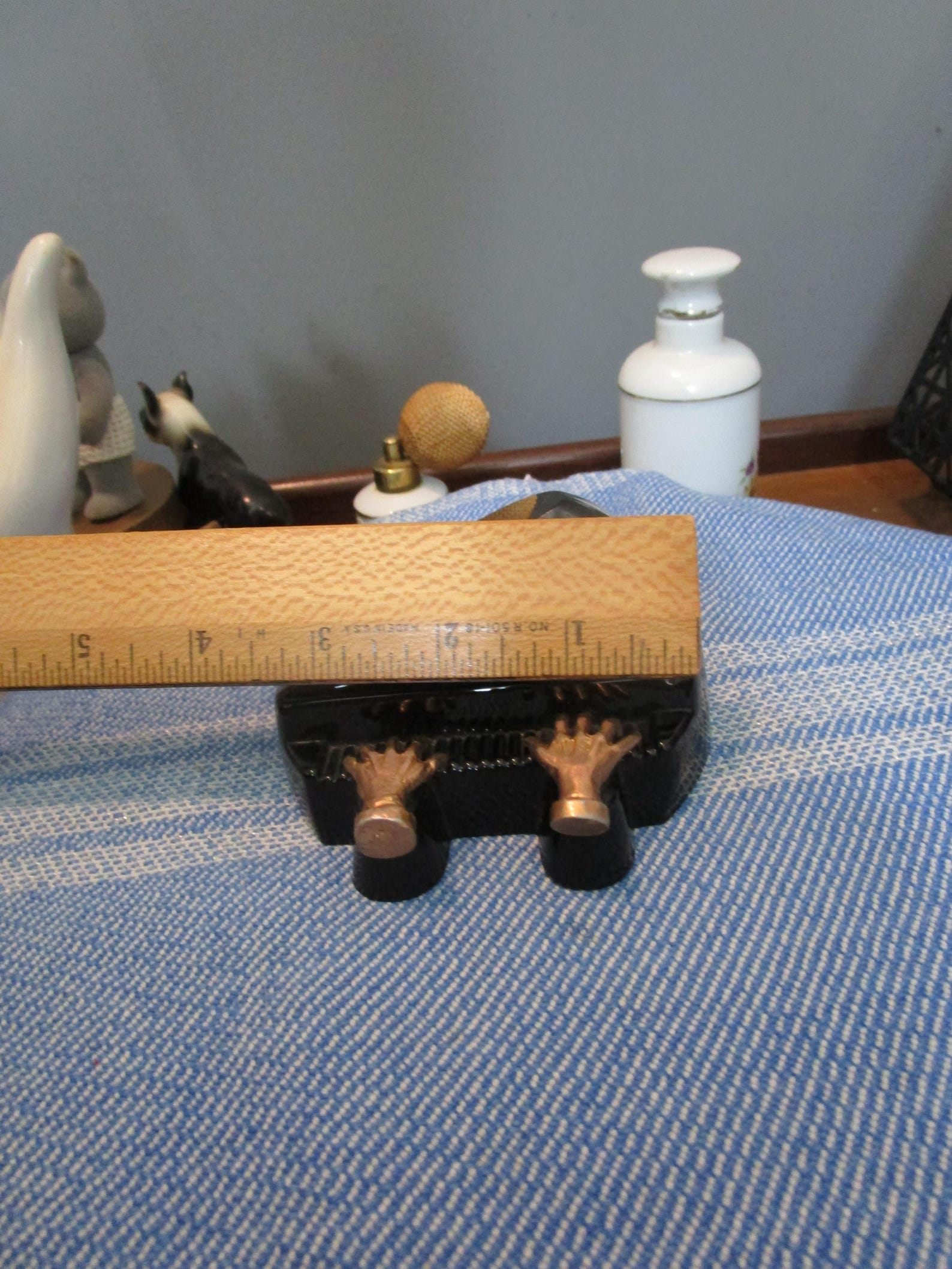 80's Vinardi Crystal Paperweight Black Piano With Bronze Hands Signed ...