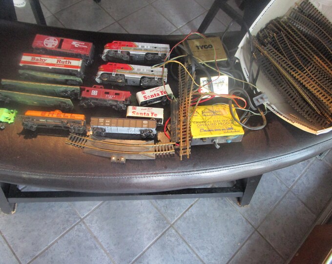 Tyco Train Set 1960's?? Big Lot - Etsy