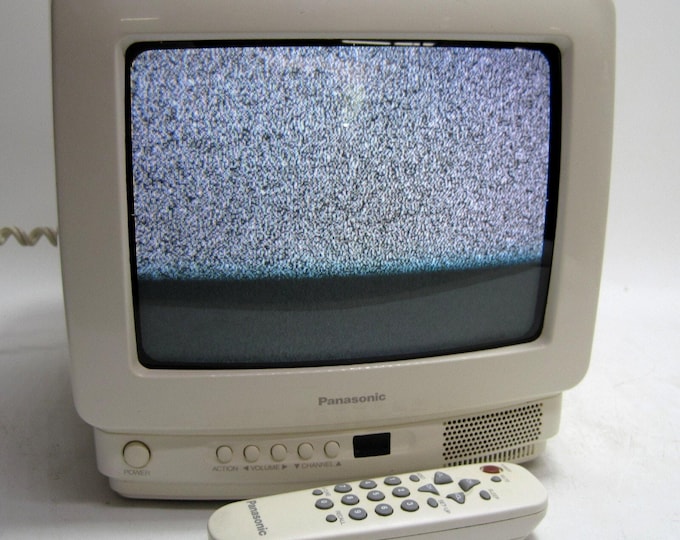 Panasonic CT-9R10T Color TV With Swivel Mount Retro Gaming 9" Monitor W ...