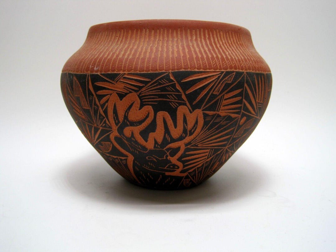 Acoma Pueblo Pottery Vase Black Buck Deer Hand Carved Signed FM Antonio ...