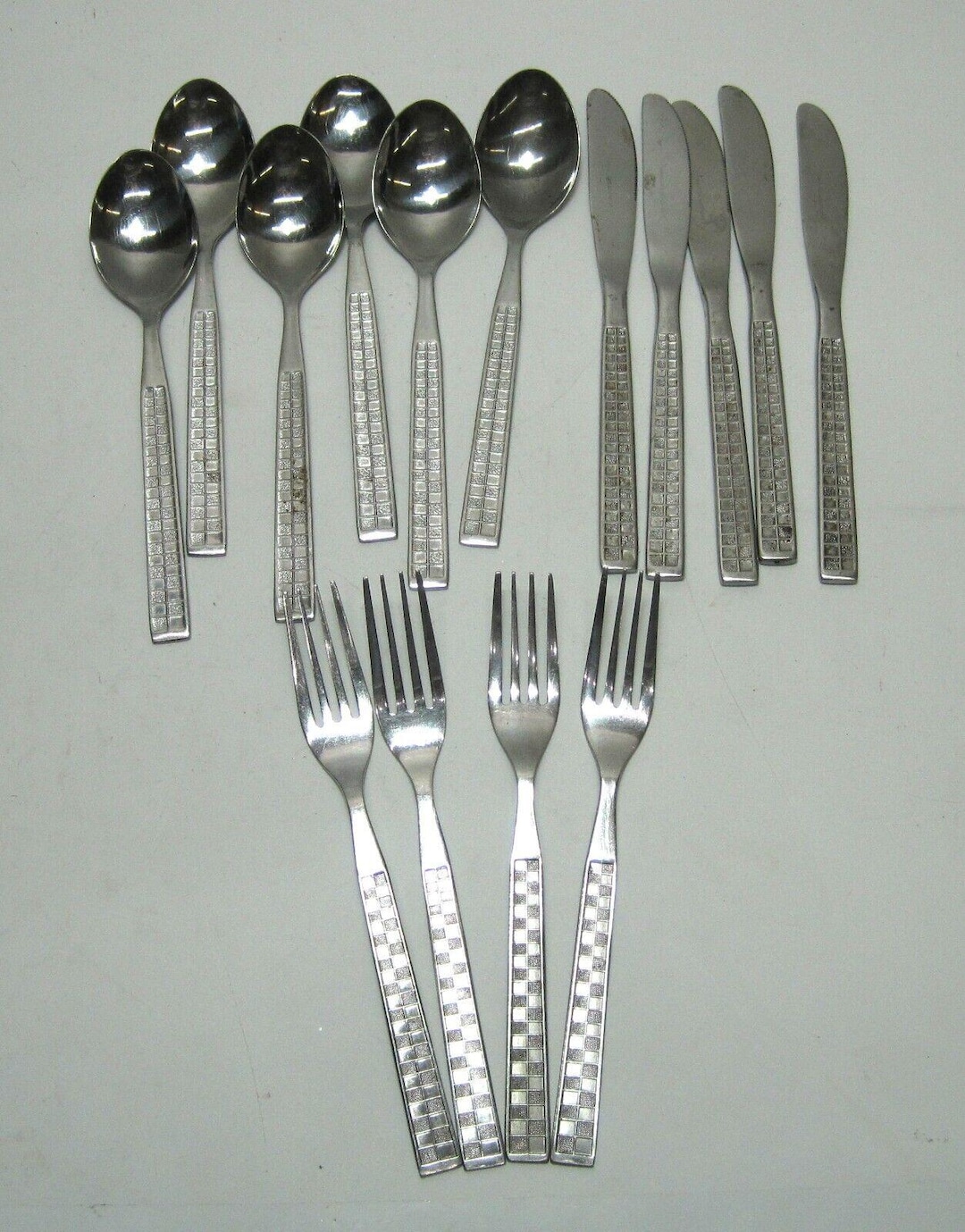 15 Pieces 555 Solid Stainless Steel China Checkerboard Pattern Flatware ...