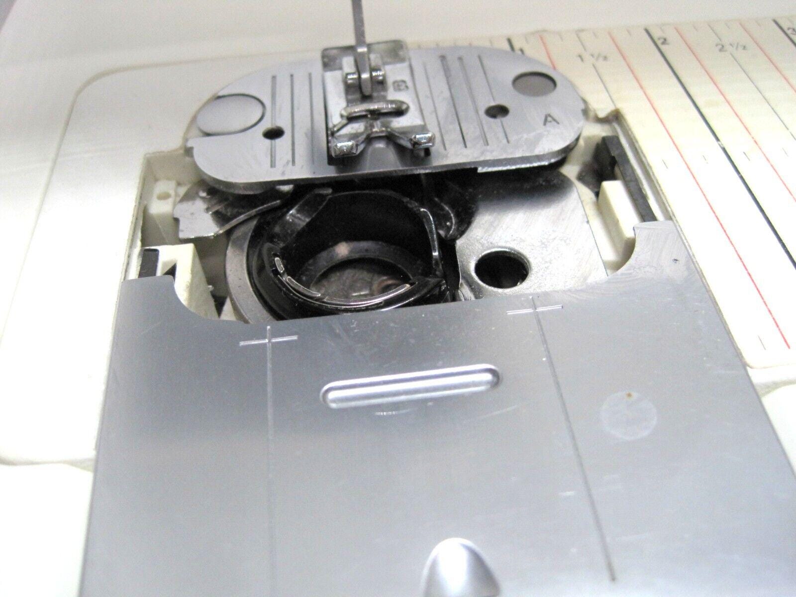 Singer Sewing Machine Model 9032 W/foot Control *TESTED & WORKING* - Etsy