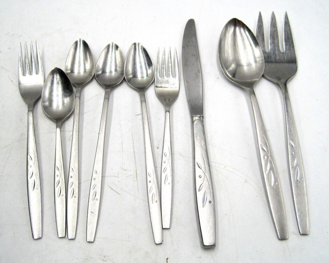 9 Pieces Oneida Cube Will O' Wisp Stainless Flatware W/serving - Etsy