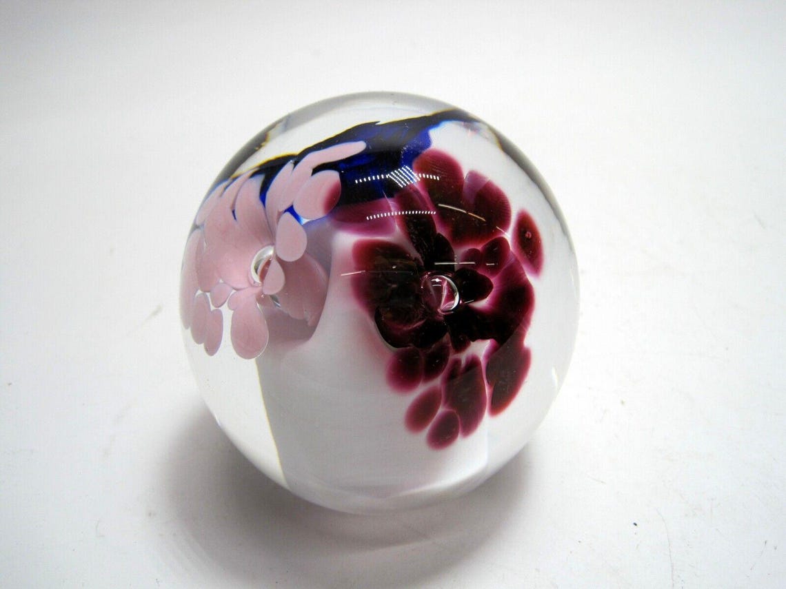 Larson Crystal Blown Glass Paperweight 4 Inch Made in USA Flowers Trio ...