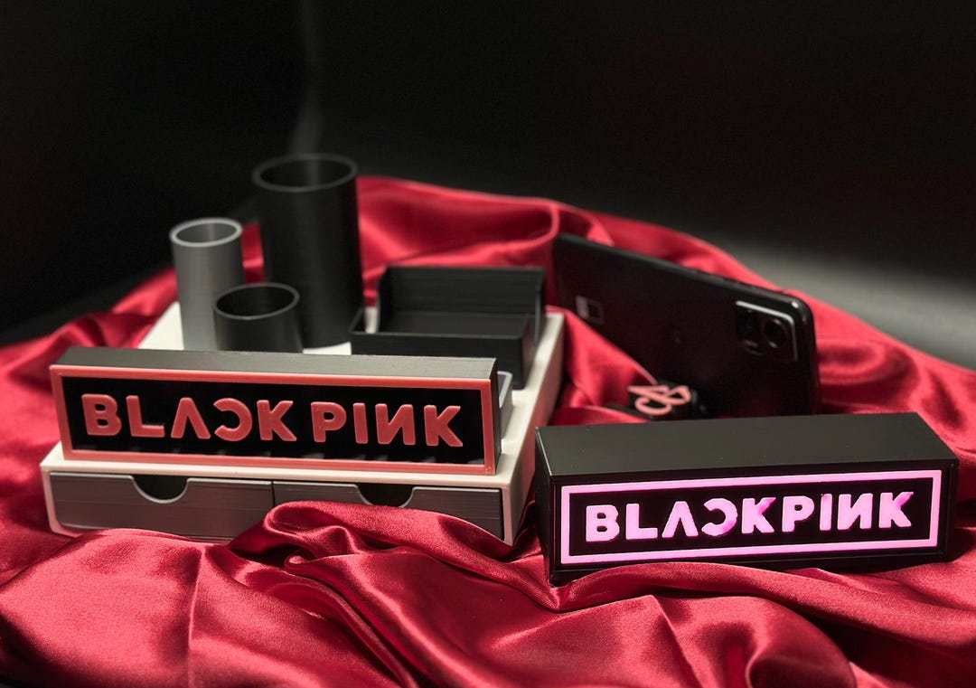 Blackpink Ultimate Fan Gift Pack: Organizer, Light Box & Phone Stands ...