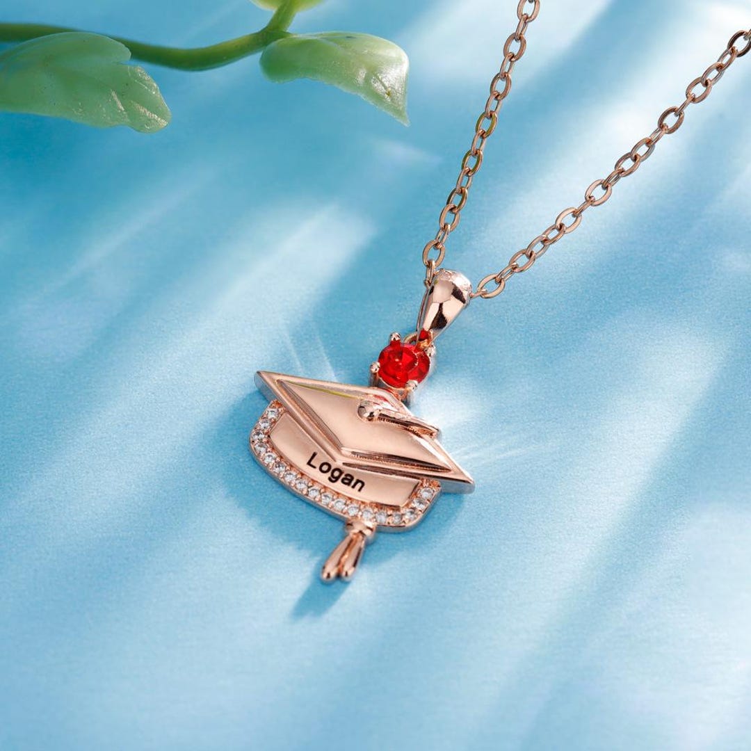 Custom 2025 Graduation Cap Necklace, Personalized Grad Gift With ...