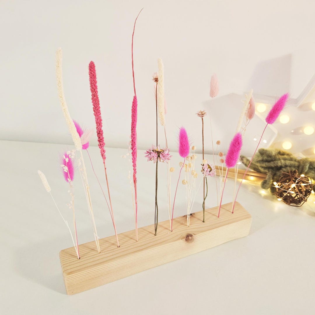 Dried Flower Bar in Fuchsia, Vibrant Floral Decor, Boho Chic ...