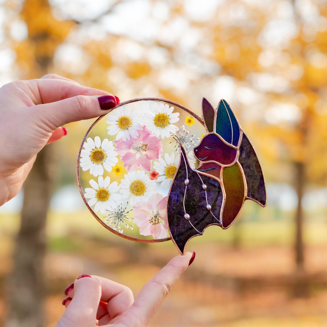 Vampire Stained Glass Suncatcher Best Friend Christmas Gift Dried ...