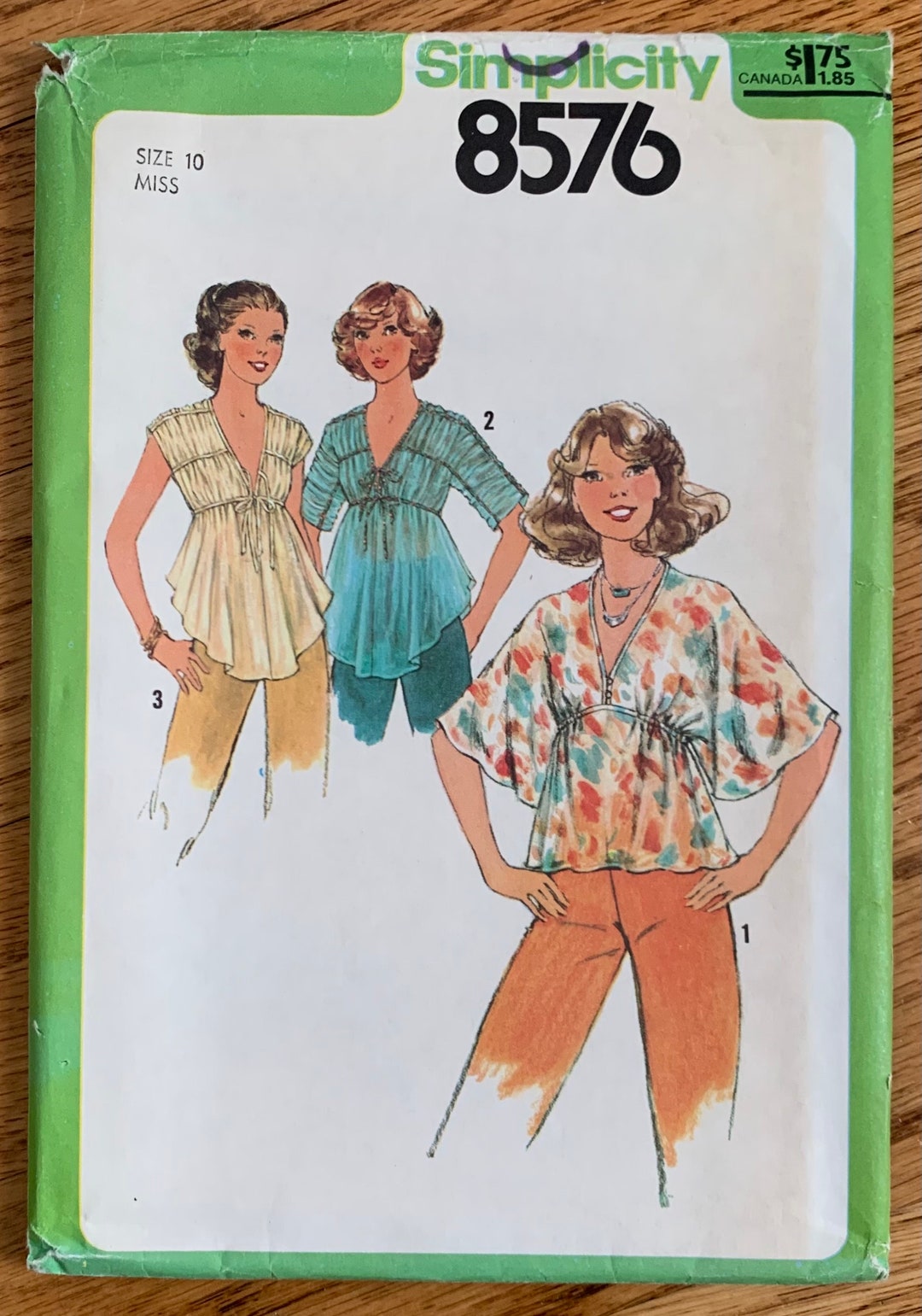 Vintage 1970s Women's Flowy Tops Sewing Pattern - V-neckline, Shirred ...