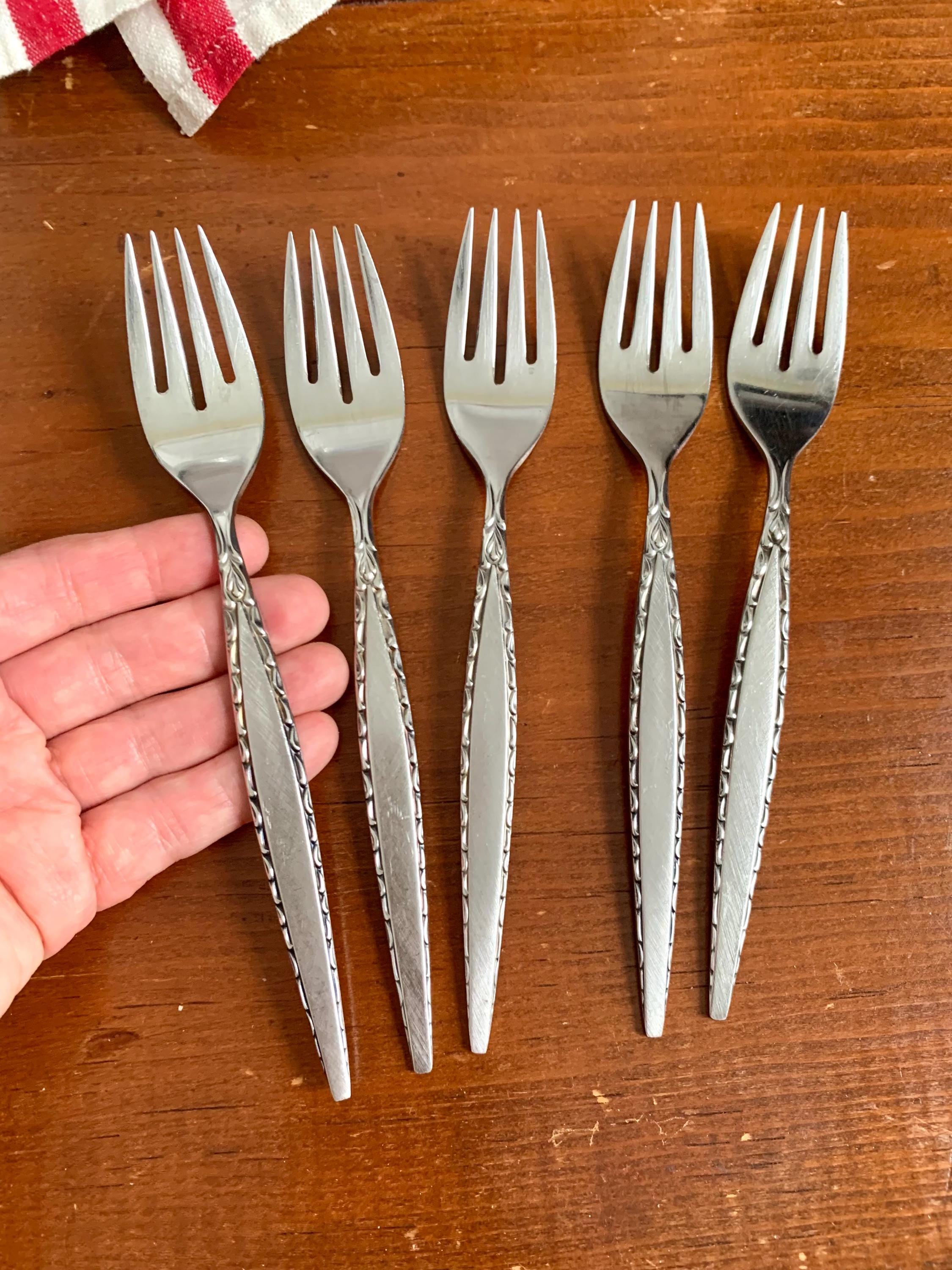 Vintage Oneida Community Venetia Stainless Flatware & Serving Utensils ...