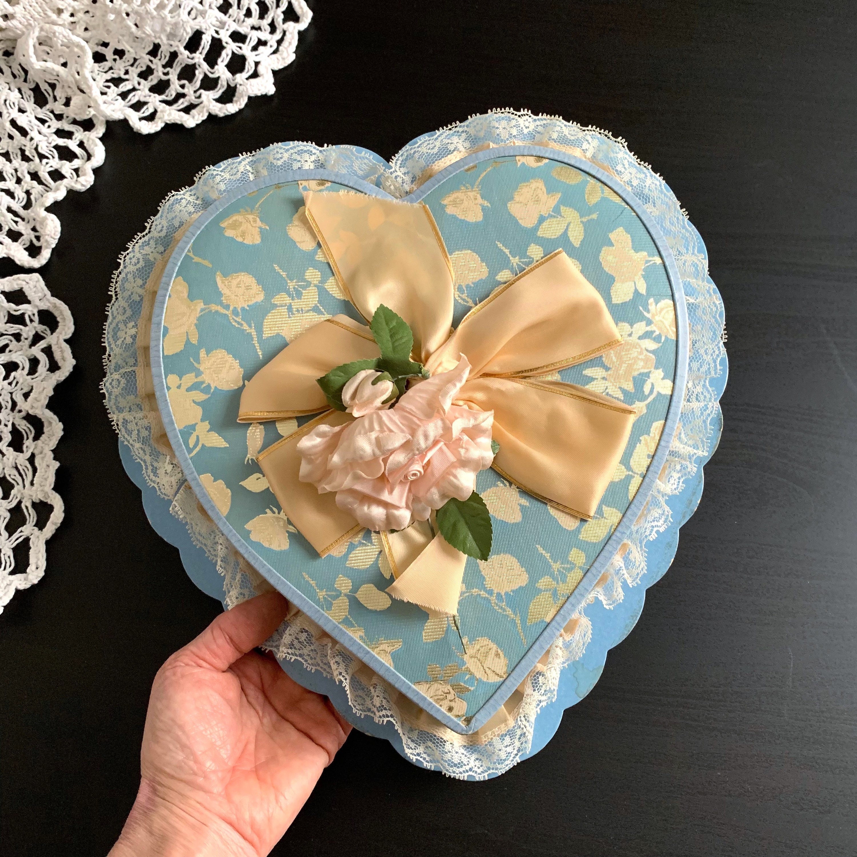 Food And Fermenting Craft Supplies And Tools Vintage 1970s Chocolate Heart Box 10 Fanny Farmer