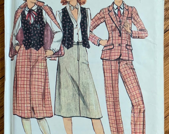 Vintage 1970s Sewing Pattern, B31" PETITE Womens Pantsuit or Skirt Suit ...