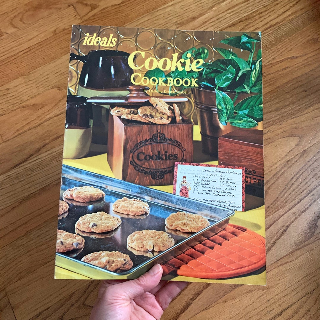 Vintage 1977 Ideals Cookie Cookbook: 200+ Holiday & Foreign Recipes ...