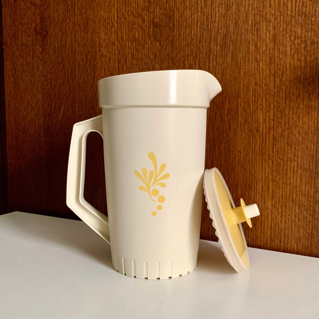 Vintage 1970s 80s Tupperware Pitcher 2 Qt EXC, Almond and Harvest Gold ...