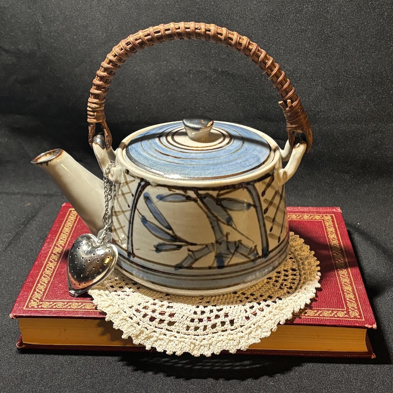 Japanese Rattan Pottery - Etsy