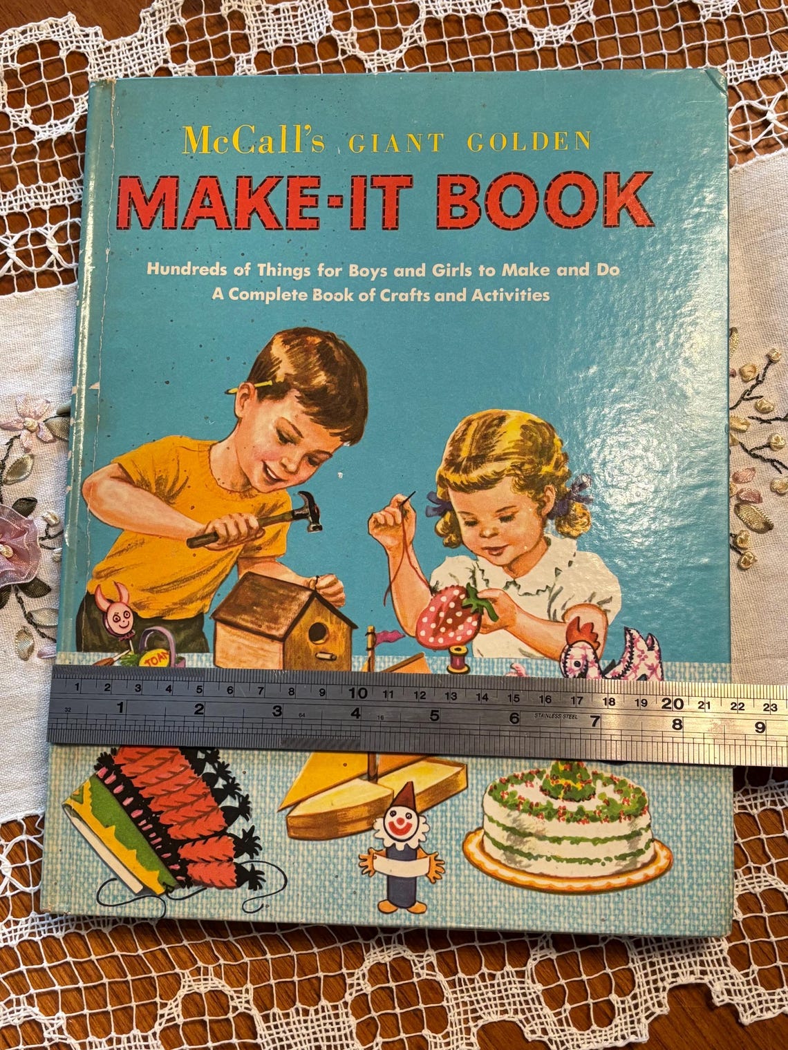 Mccall's Giant Golden Make-it-book 1968 | Vintage Craft and Activity ...
