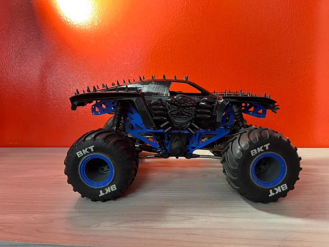 Losi Mini and LMT LMT Spikey Modern Future SUV Body 1/18 or 1/10 - Etsy