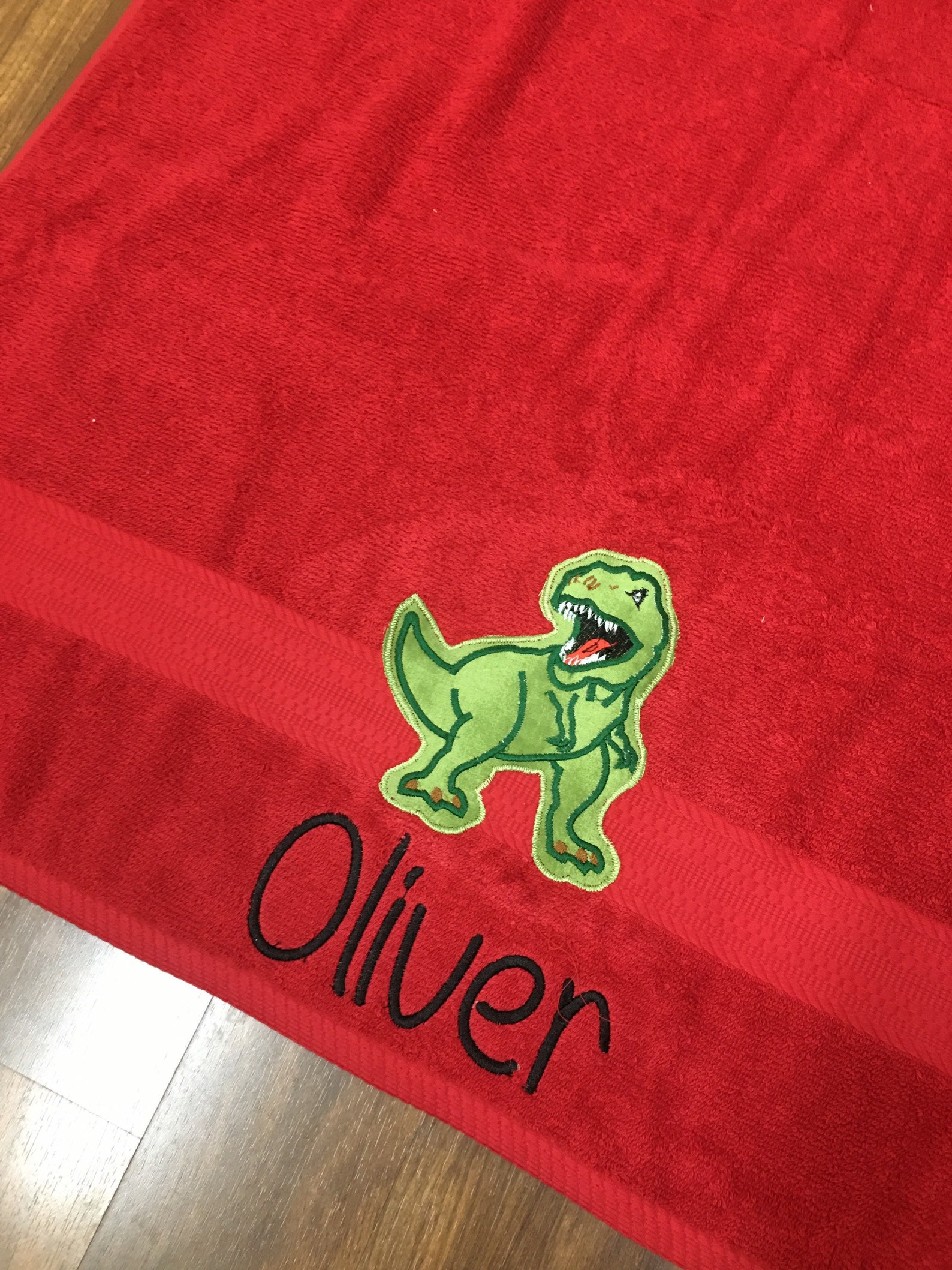 Embroidered T-rex Cotton Kids Bath Towel, Personalized Dinosaur Gift - Etsy