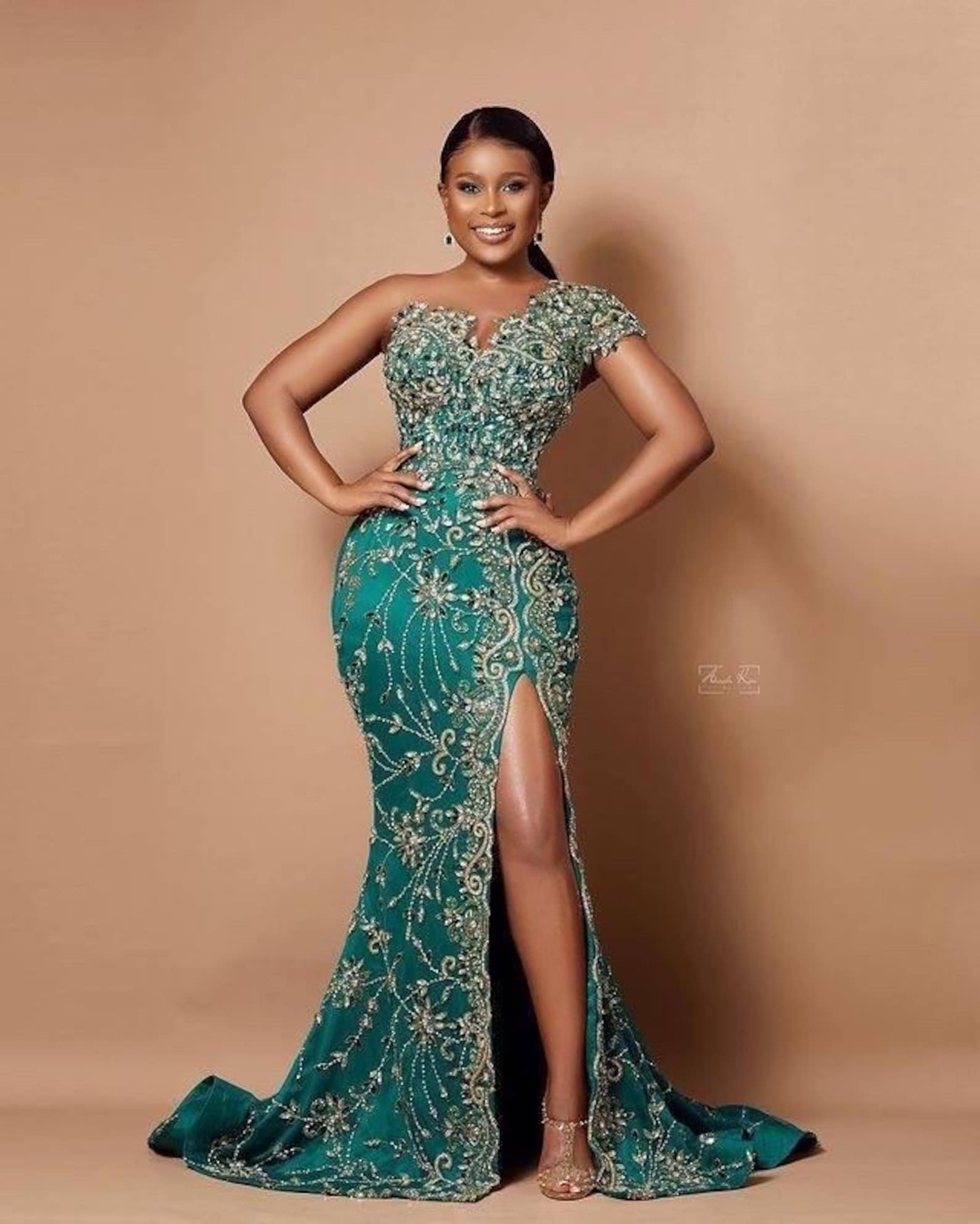 Newest Nigerian & African Lace Dresses: Mermaid Asoebi/iso Ebo Styles ...