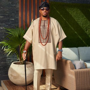 Dashiki/agbada for Men With Monogram Embroidery/african Wedding Suit ...