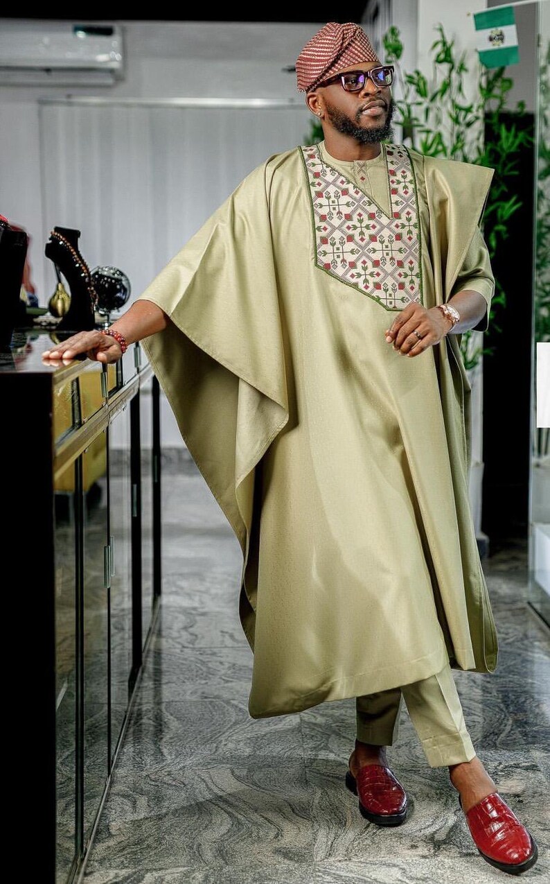 Monogrammed Agbada for Men: African Wedding Suit in Polished Cotton - Etsy