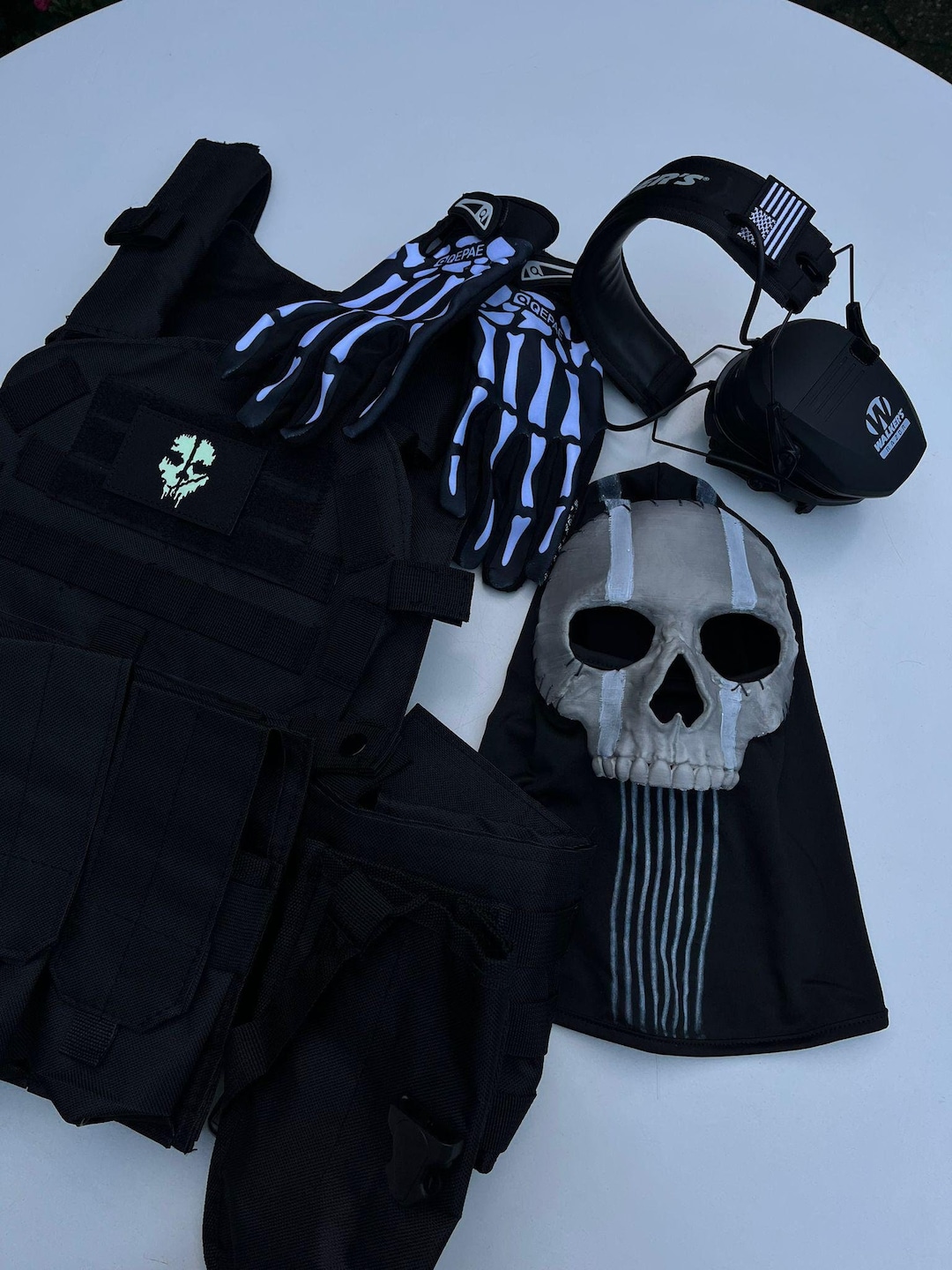 Ghost Battle Combo Ghost Mask, Ghost Vest, Ghost Gloves, Earmuffs ...