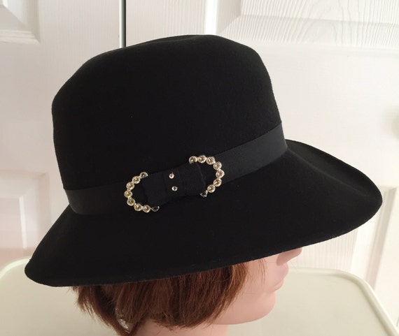 70s Vintage Black Doeskin Wool Felt Women Hat 21 1/2… - Gem