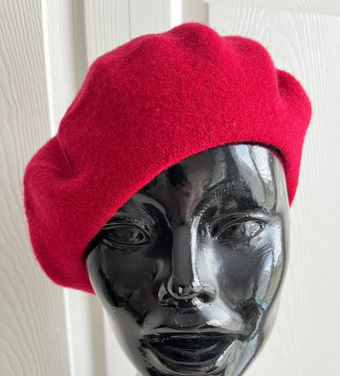 80s Red Wool Beret Unisex Hat Medium 10.5 Inches Beatnik Look - Etsy