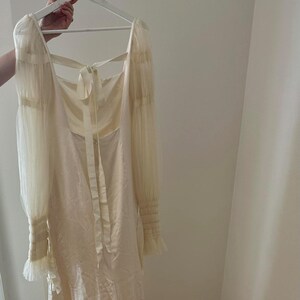 Pre-loved Danielle Frankel Ruby Gown Silk Wool Satin Square Neckline Wedding Dress With Train ...