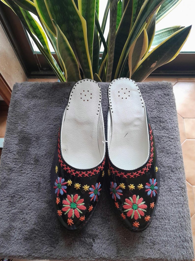 Portuguese Folclore Clogs Patent Leather Hand Embroidery Tradicional ...