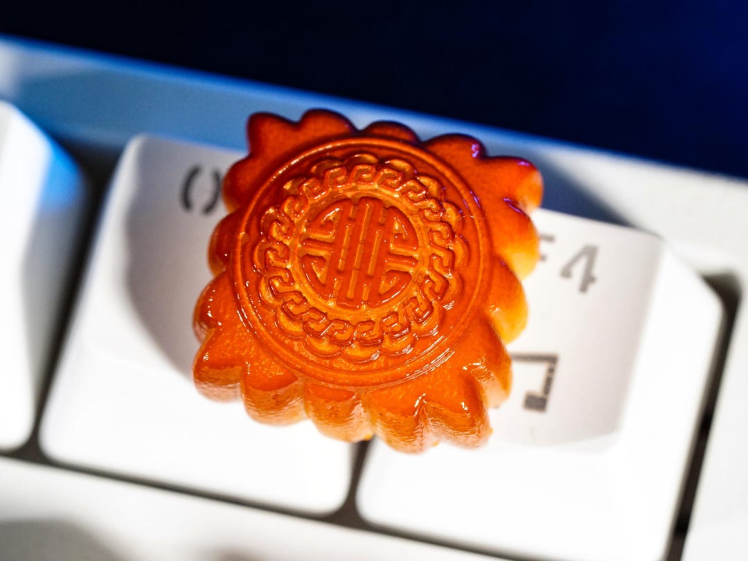 Baked Moon Cake Artisan Keycap, Kawaii Dessert Keycap for Cherry MX ...