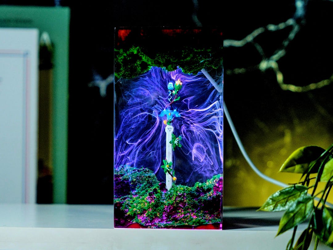 TOTK Master Sword Resin Wood Night Light, Zelda Resin Lamp , Diorama ...