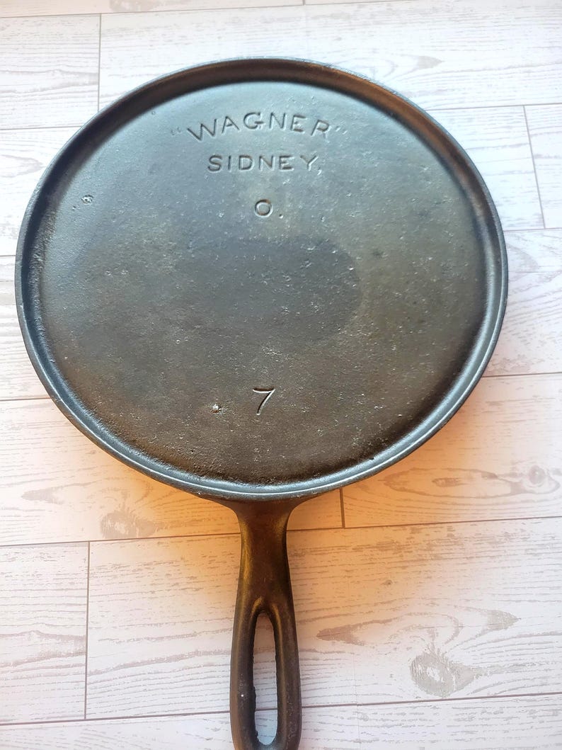 Wagner Ware Sidney O #7 Cast Iron Griddle - Etsy