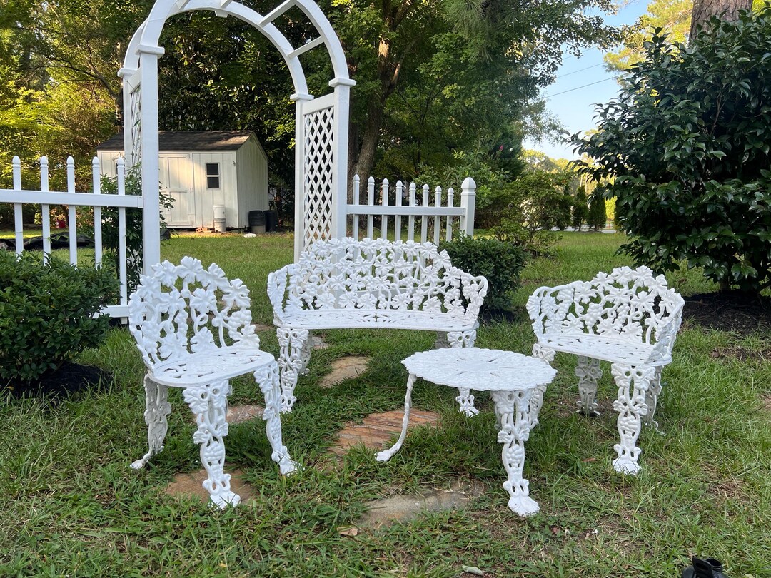 Antique Cast Iron Patio Set Furniture Garden Furniture Patio Wrought ...