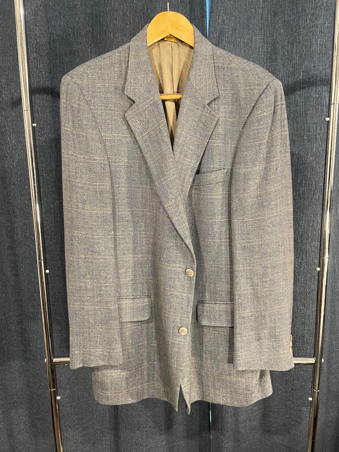 1980s BROOKS BROTHERS Vintage Light Blue Herringbone Cotton Linen Sport ...