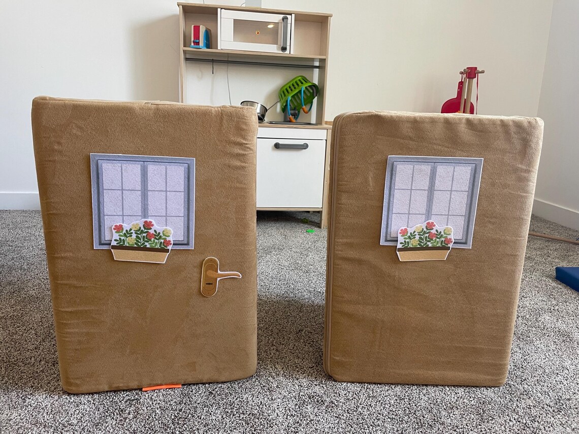 Front Door and Windows Play Couch, Nugget Couch Felt Accessories ...