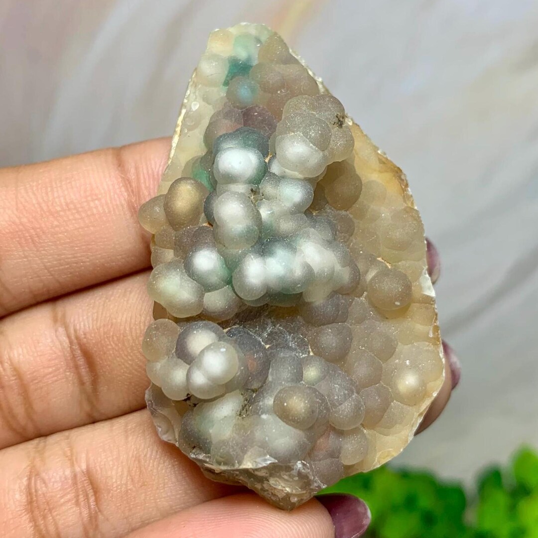 Botryoidal Chrysocolla From Indonesian - Gemstone Size (40,5x19,5x8mm ...