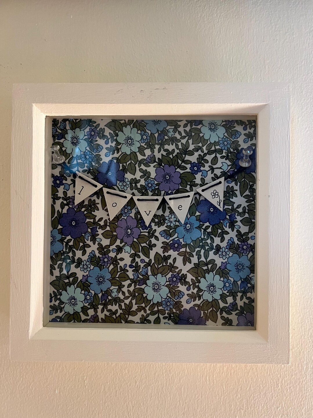 The Phill: Deep Box Picture Frame With Navy Floral Fabric Design, Cream ...